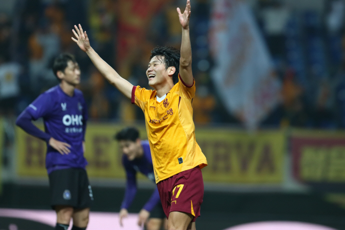 ‘ACLE 8강 기적’ 광주FC, K리그 무패 이어간다